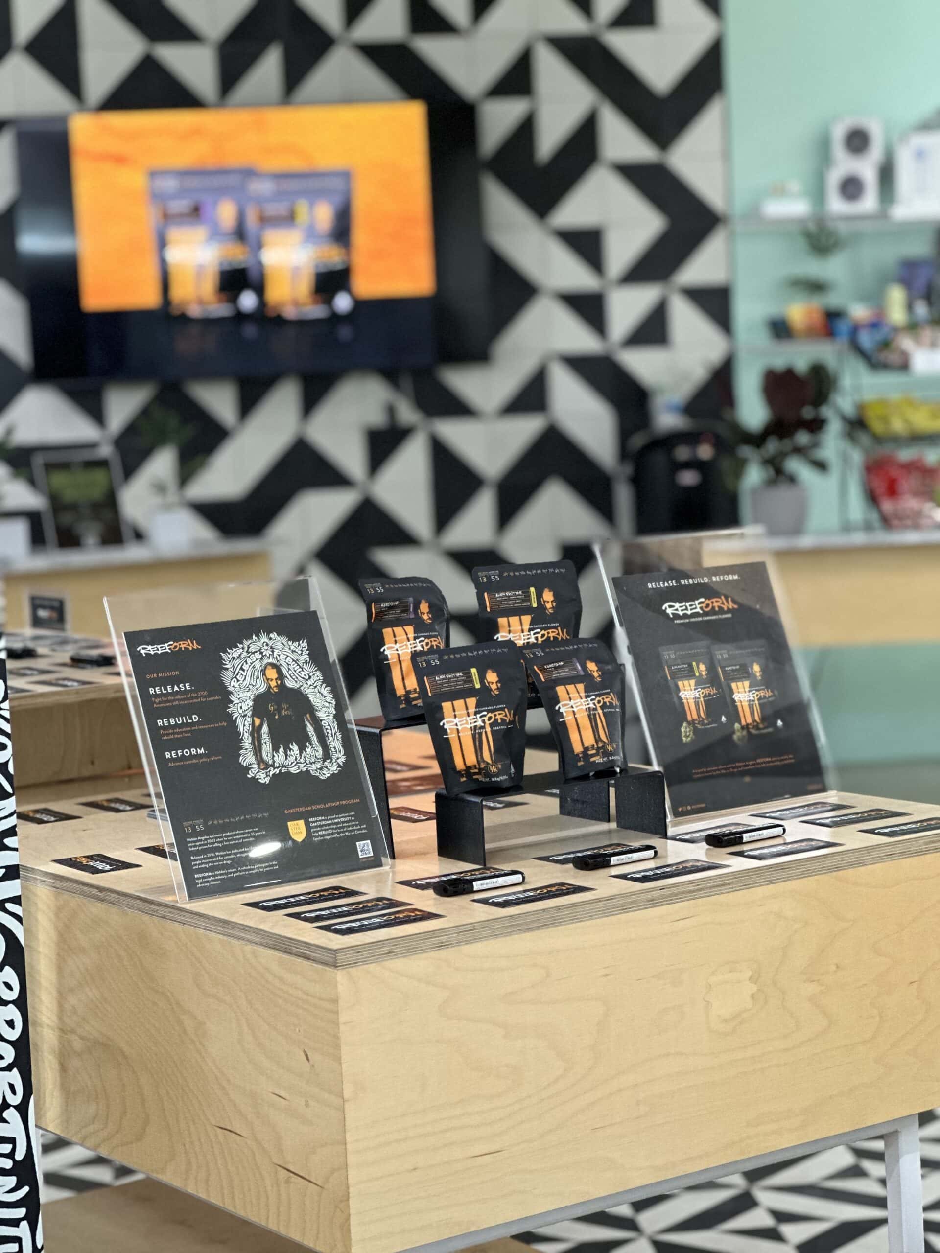 REEFORM - Cannabis Brand Design | TELEGRAFIK